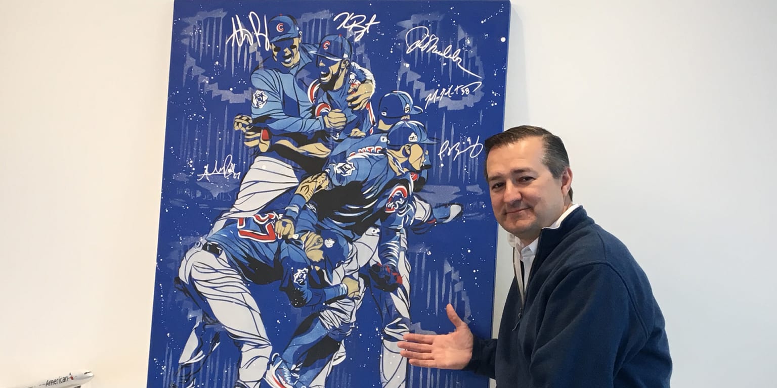 Matt Szczur gives Tom Ricketts painting