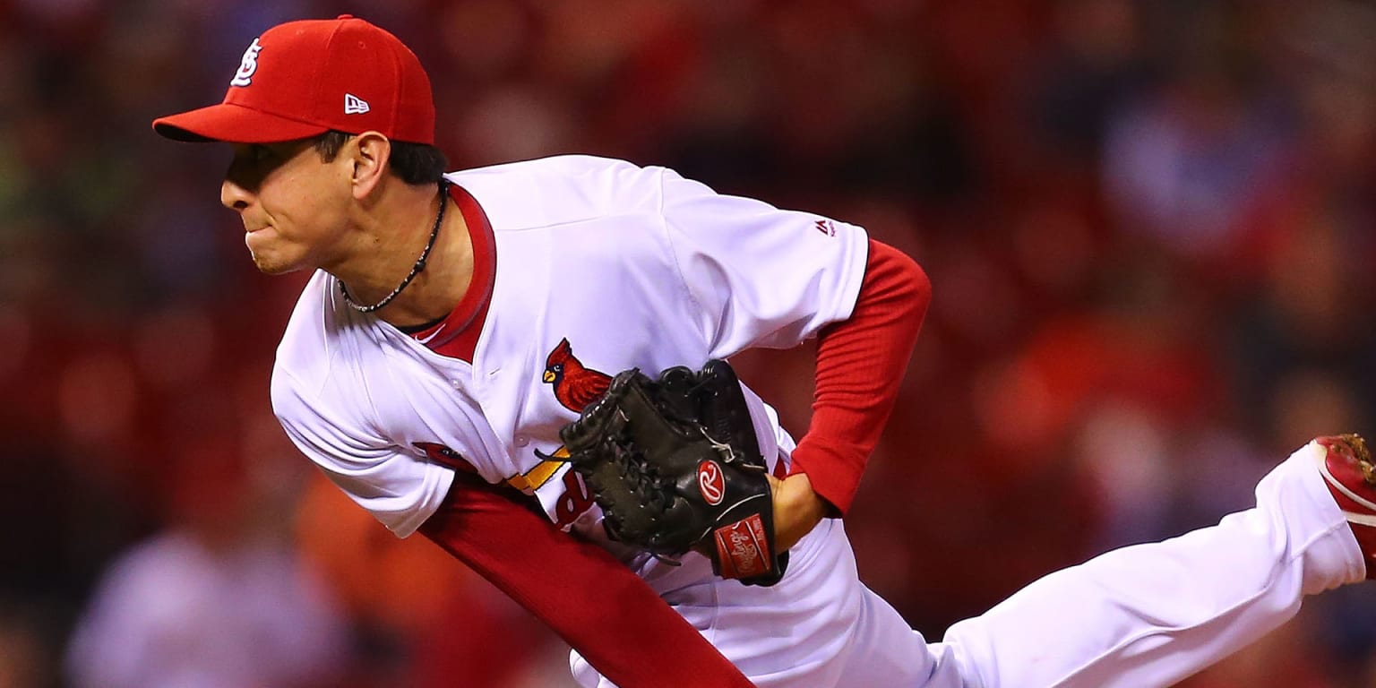 Reds claim reliever Matt Bowman from Cards