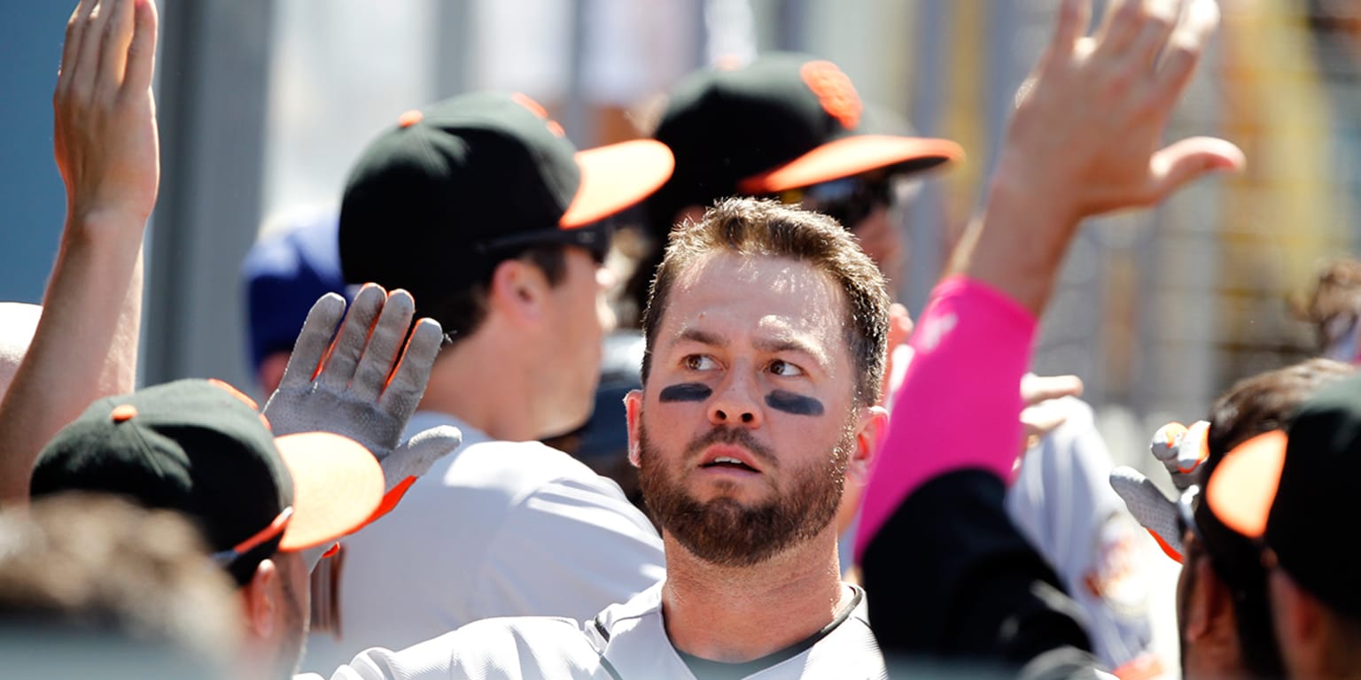 Dodgers invite Brandon Hicks to spring camp