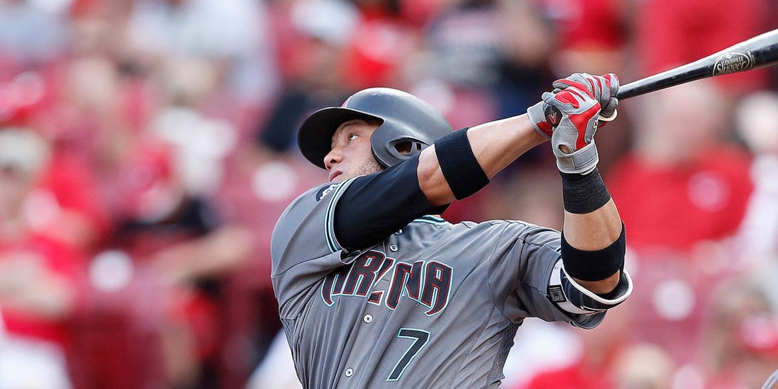 Welington Castillo's new son getting healthier