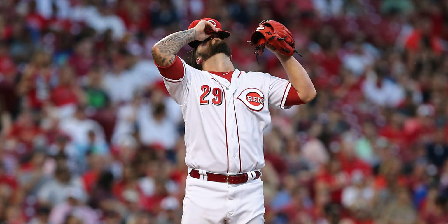 Brandon Finnegan commits costly balk vs. Cards