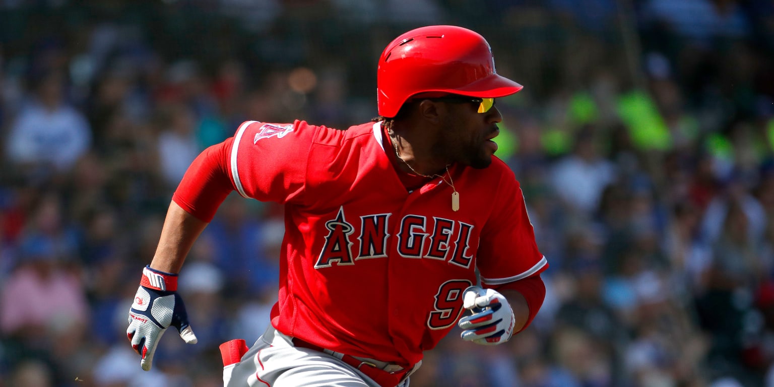 Eric Young Jr. back with Angels