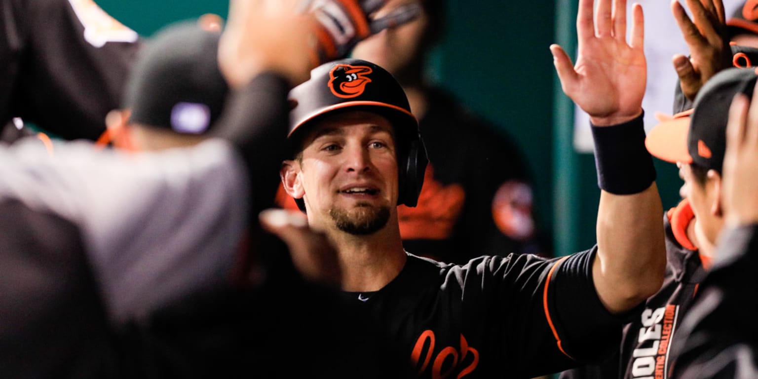 Caleb Joseph enjoys 3-hit game against Royals