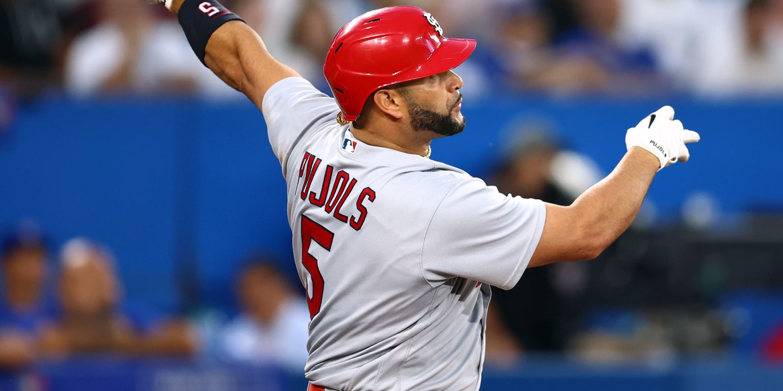 Pujols llega a 686 HR y guia triunfo de Cardenales