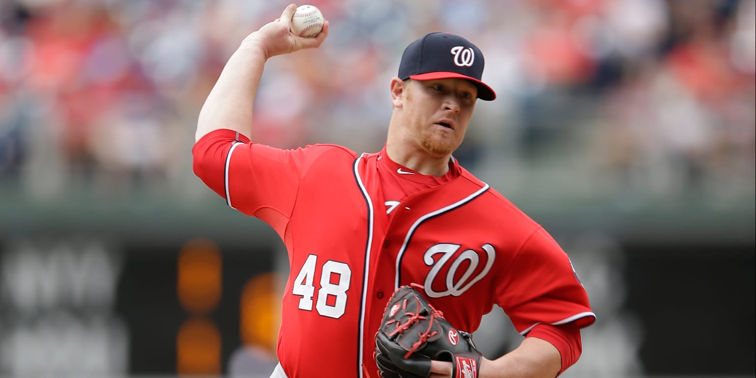 Rangers sign David Carpenter to Minors deal