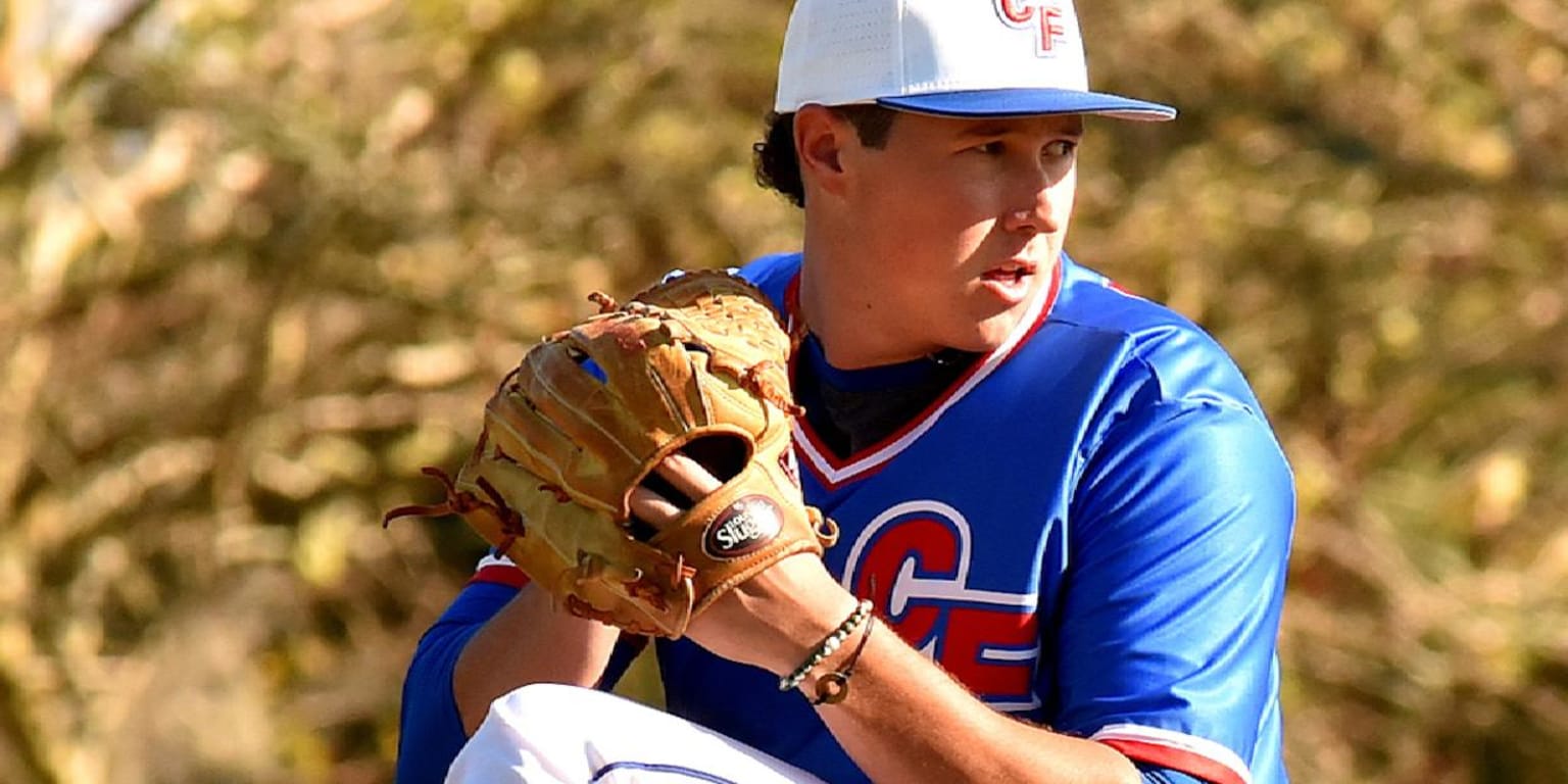 Blue Jays draft pitcher Nate Pearson at No. 28