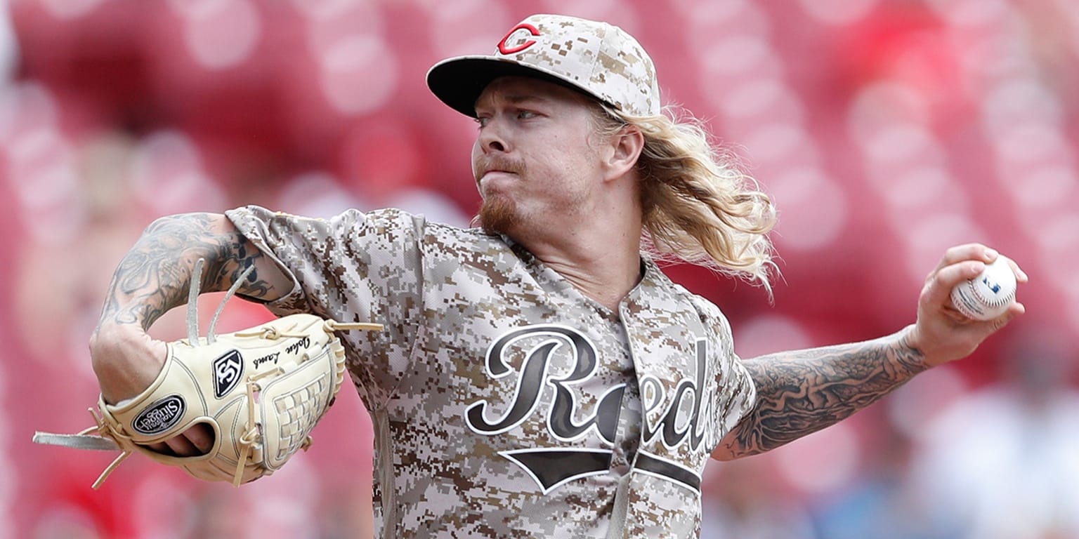 Rays acquire LHP John Lamb from Reds