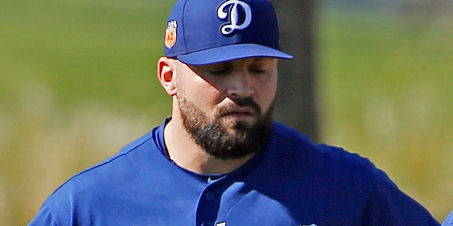 Dodgers recall reliever Adam Liberatore