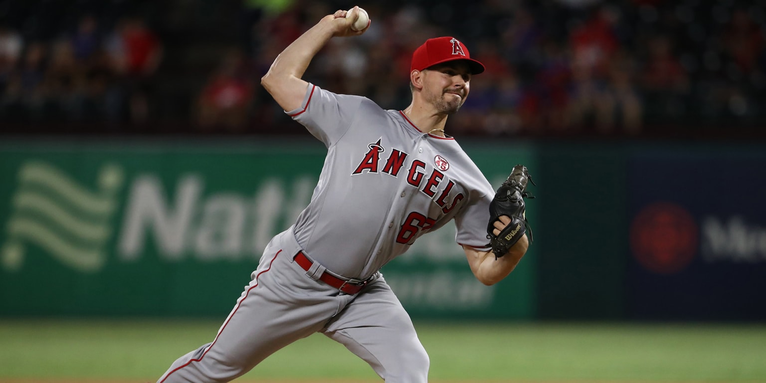 Angels fall on walk-off for 3rd straight night