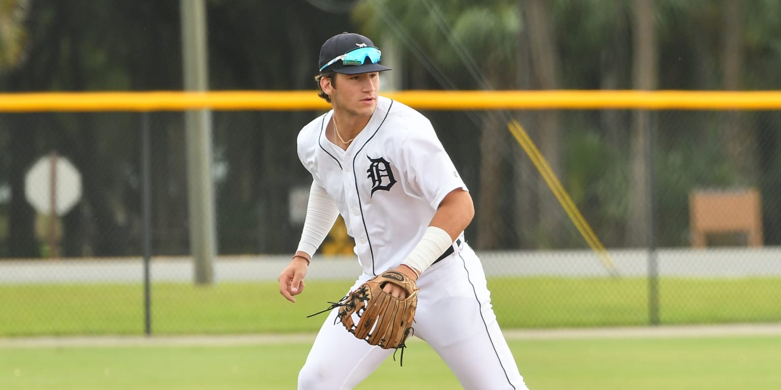 Izaac Pacheco impresses in batting practice at Comerica Park