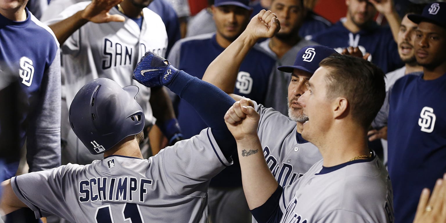 Padres rally for five runs in ninth to win