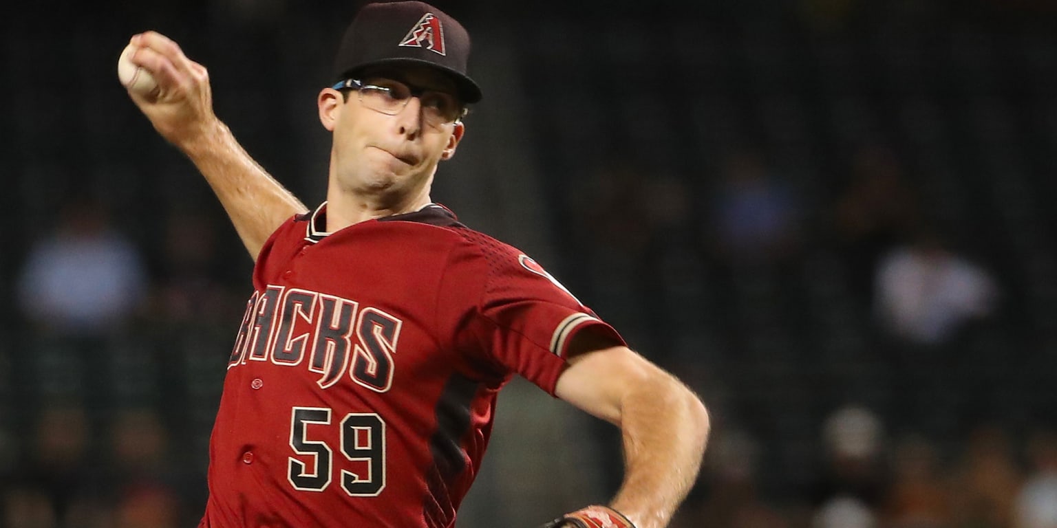 Gallen brilla en debut y D-backs sofocan a Filis