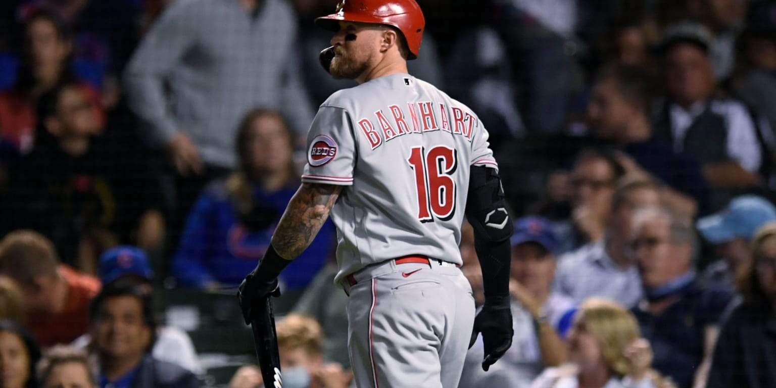 Reds lose final game vs. Cubs in 2021
