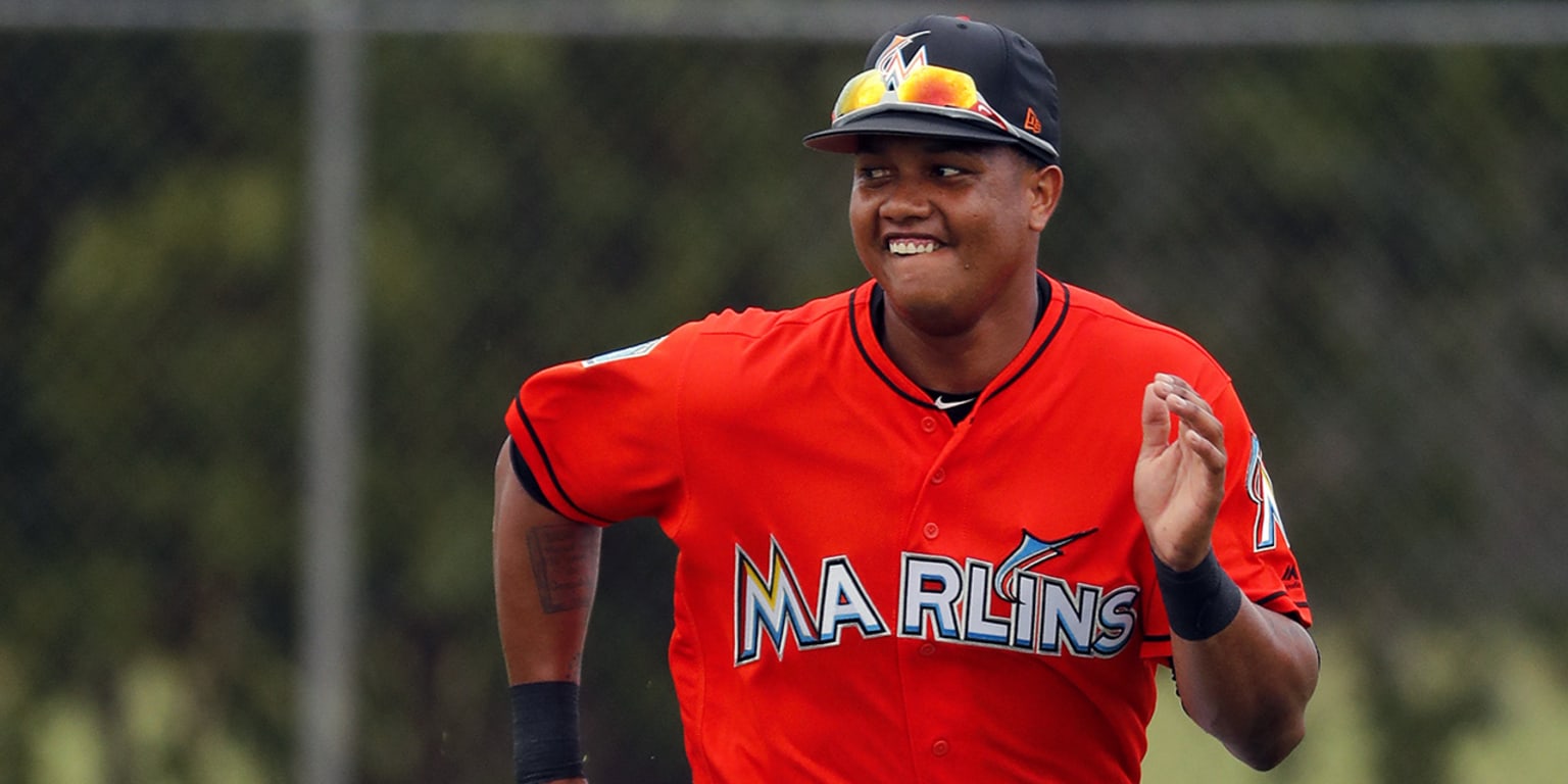 Starlin Castro getting familiar with Marlins