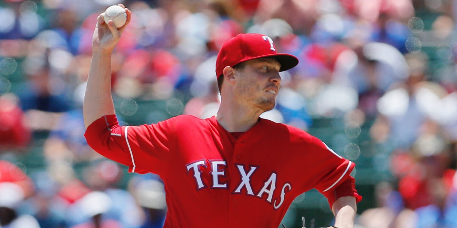 Lucas Harrell looks solid in Rangers debut