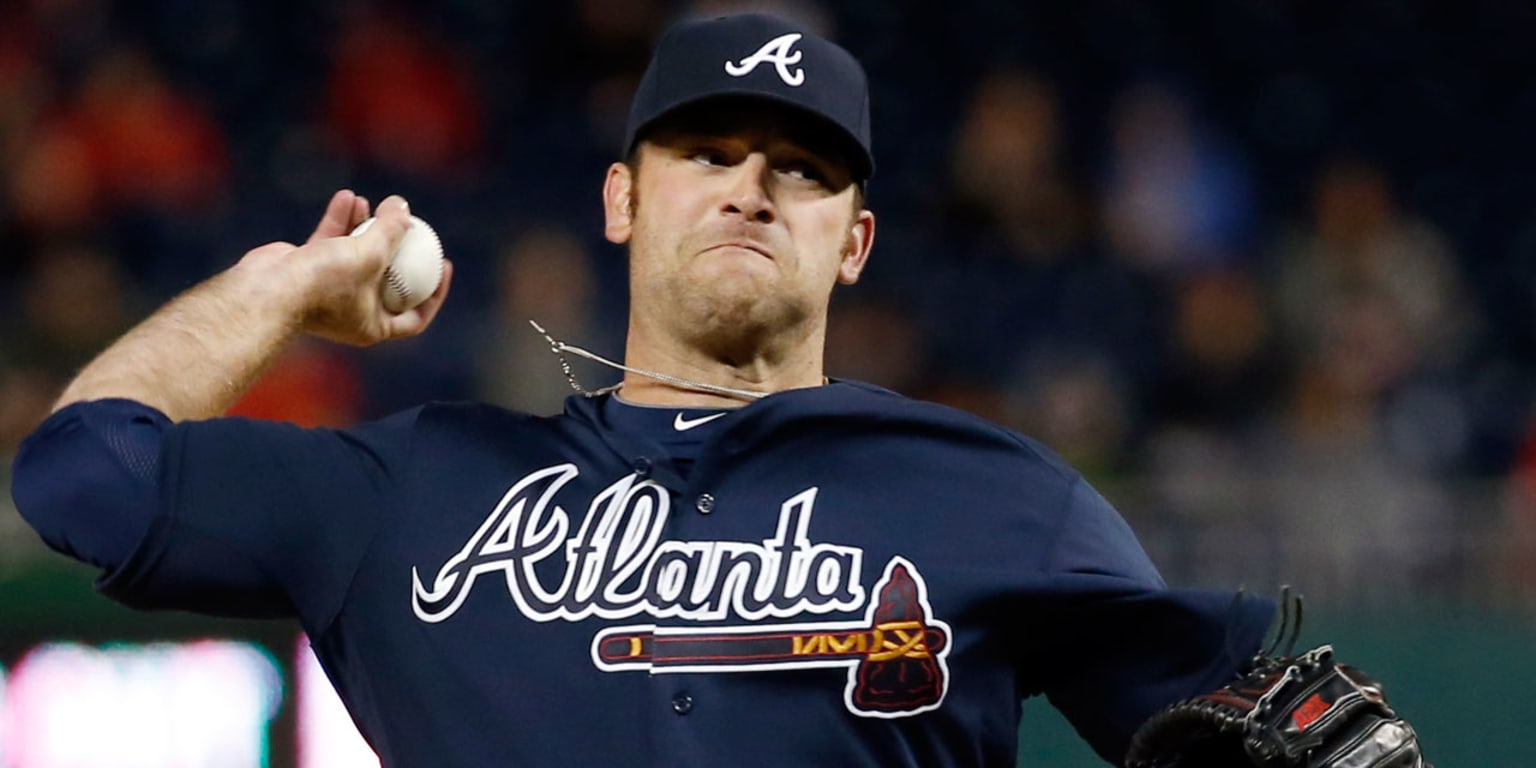Braves' Chris Withrow close to being cleared