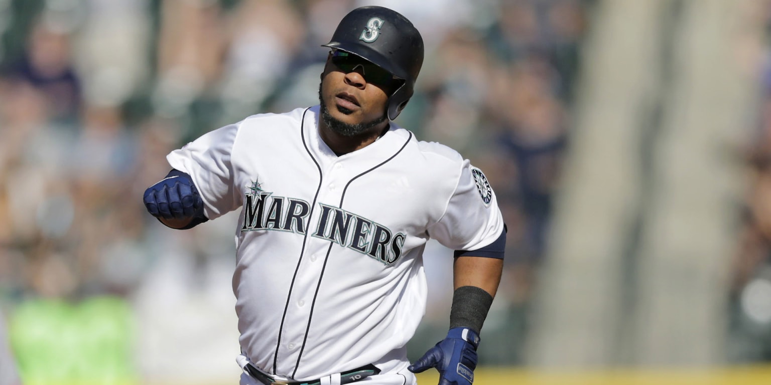 Edwin Encarnacion hits two homers vs. Angels