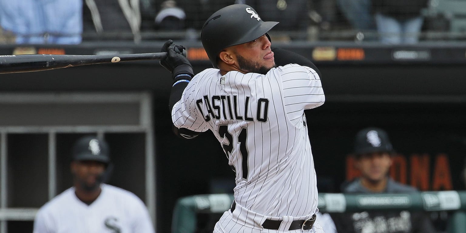 Welington Castillo returns for White Sox