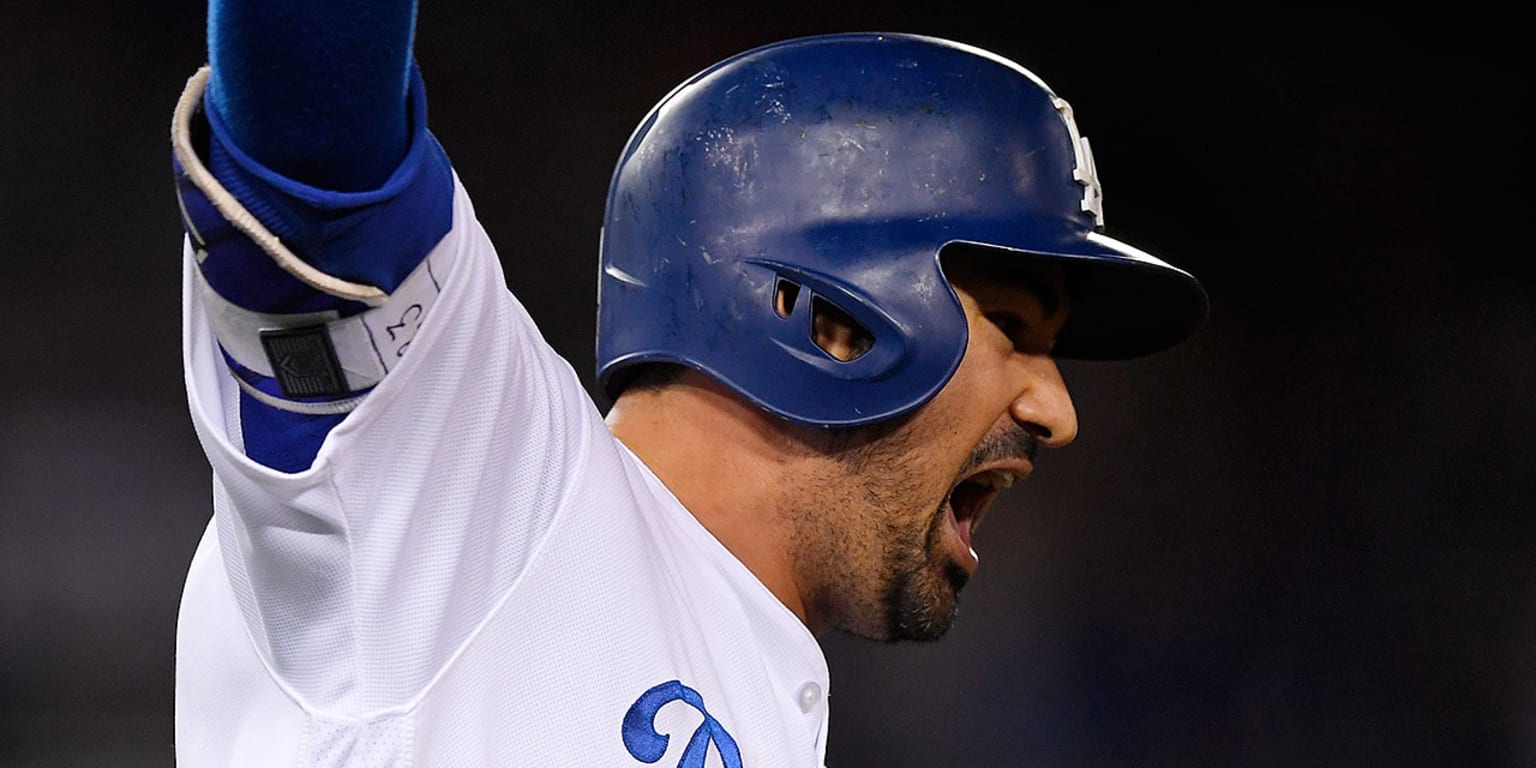 Dodgers beat Giants, cut magic number to 7