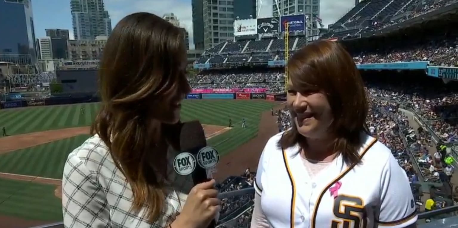 Padres honor cancer survivor Christine Trimble