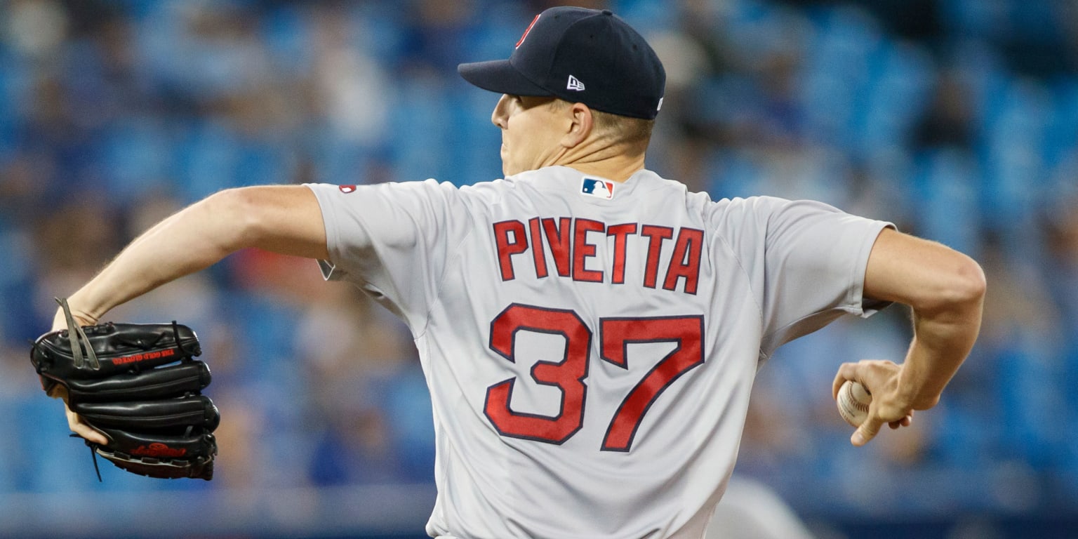 Nick Pivetta makes strong start in return to Canada