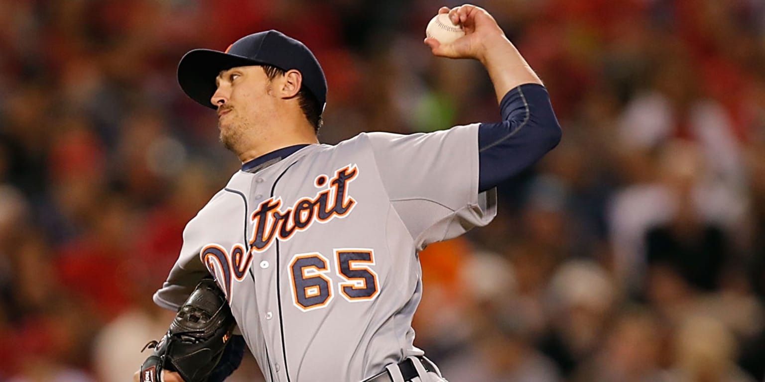 Tigers recall Blaine Hardy, option Kyle Ryan