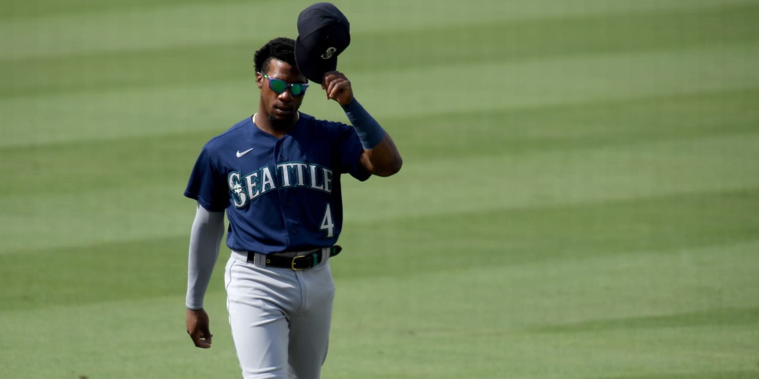 Shed Long Jr. right shin stress fracture