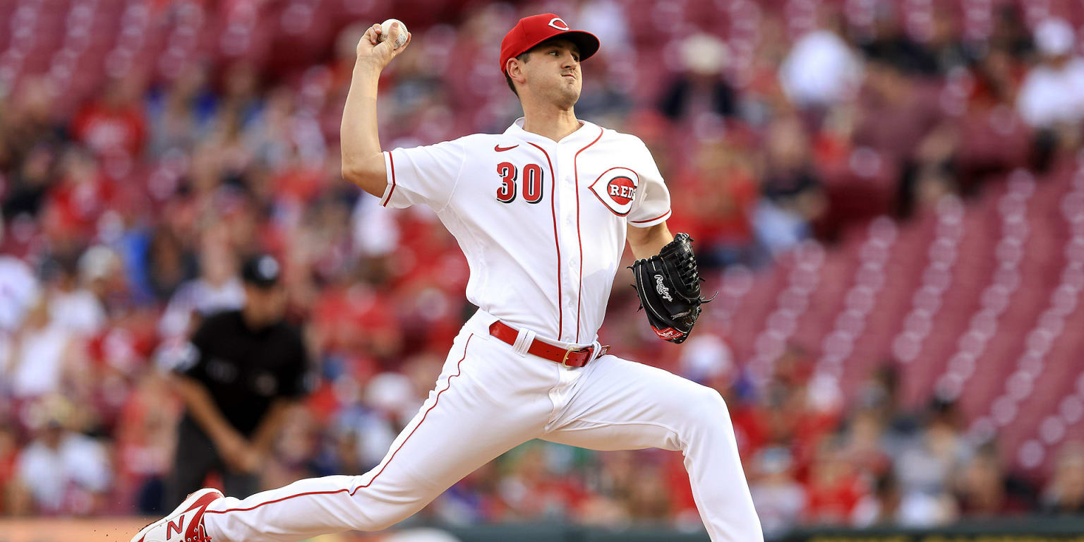 Tyler Mahle allows career-high 8 runs against Cubs