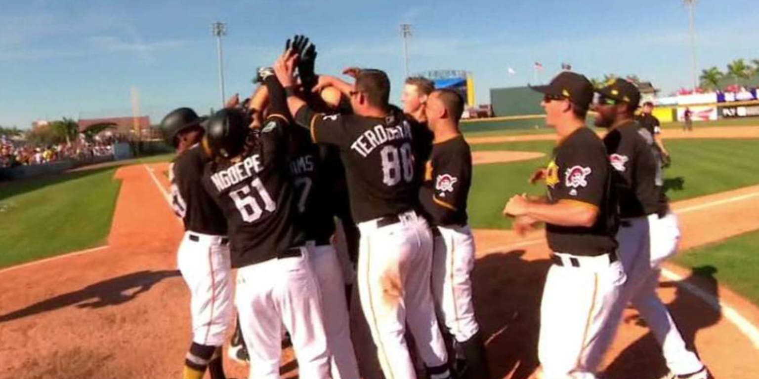 Pirates' Edwin Espinal hits walk-off homer