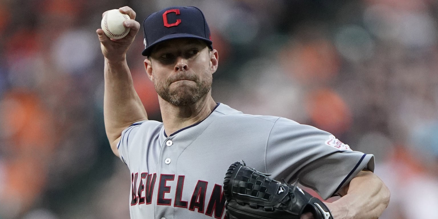 Corey Kluber progressing during injury rehab