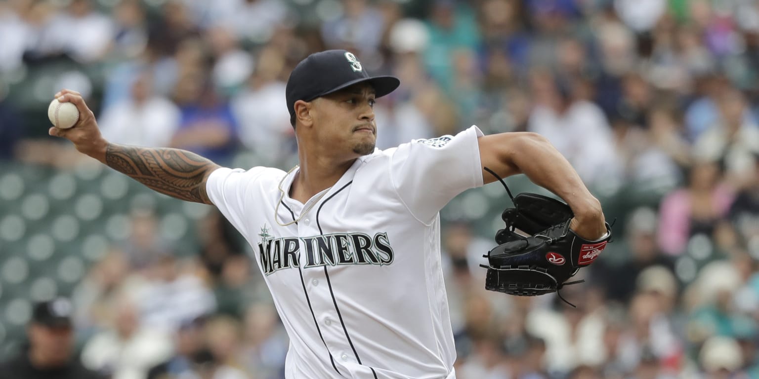 Sam Tuivailala clears waivers, becomes free agent