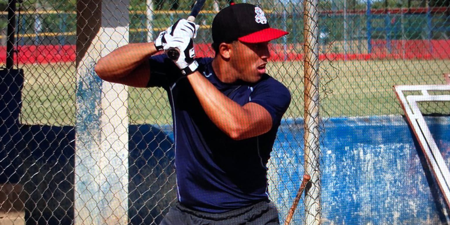 Astros favorites to sign Cuban prospect Pedro Leon