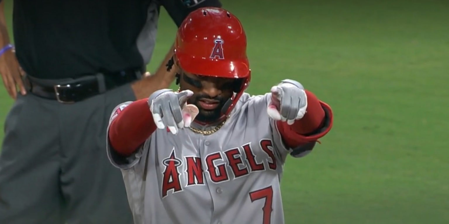 Angels get to Blake Snell in 7th, defeat Padres