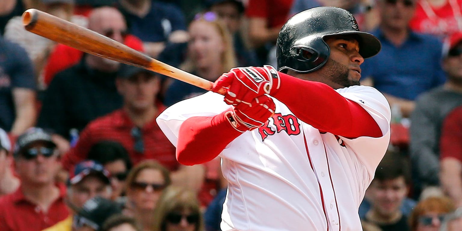 Red Sox collect 17 hits in win against Rays