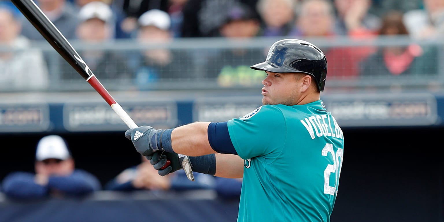 Daniel Vogelbach caps spring with home run