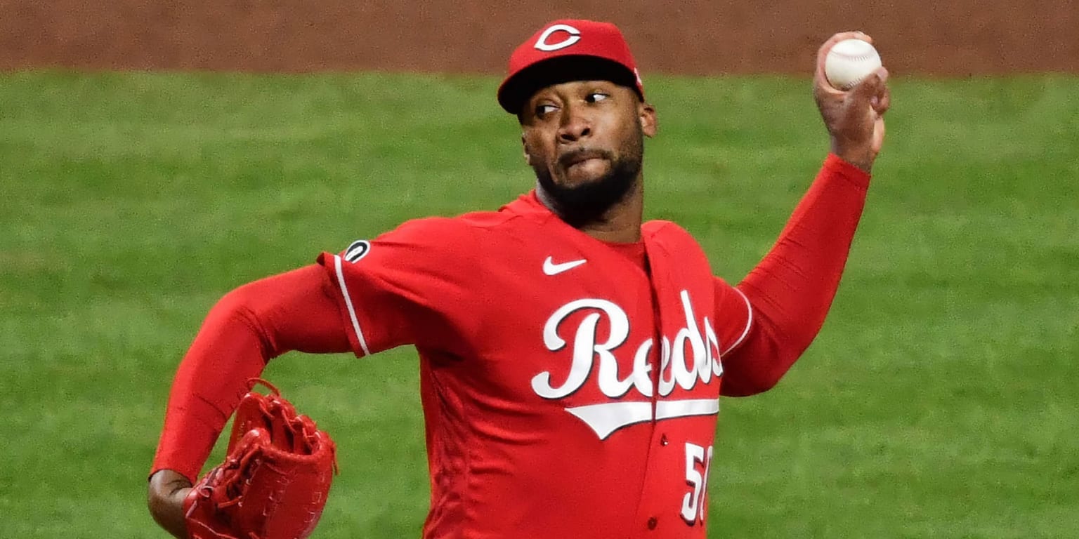 Amir Garrett confident, returns from suspension
