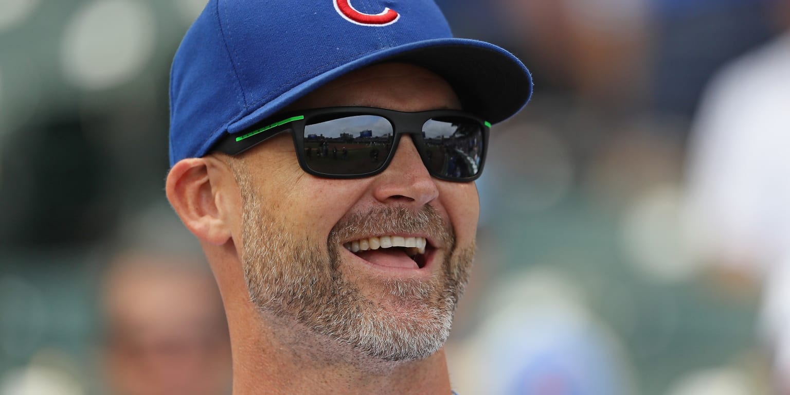 On his dad's 41st birthday, David Ross' son entertained the Cubs with ...