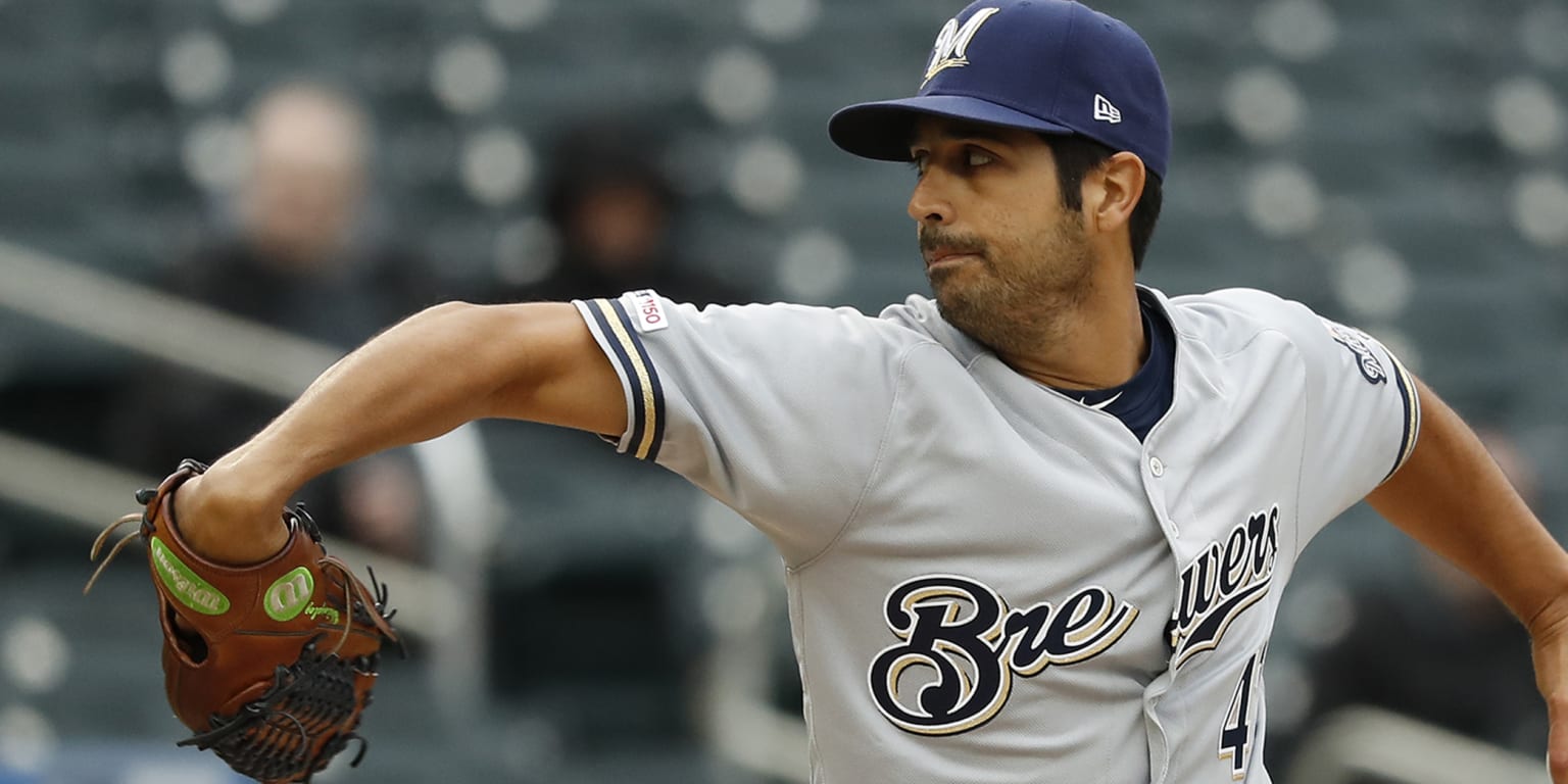 Gio se fajó, pero Milwaukee no pudo barrer en N.Y.