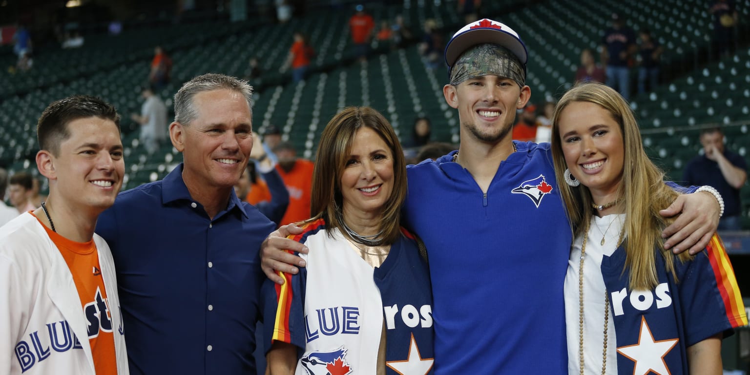 Biggio family holds wiffle ball tournament