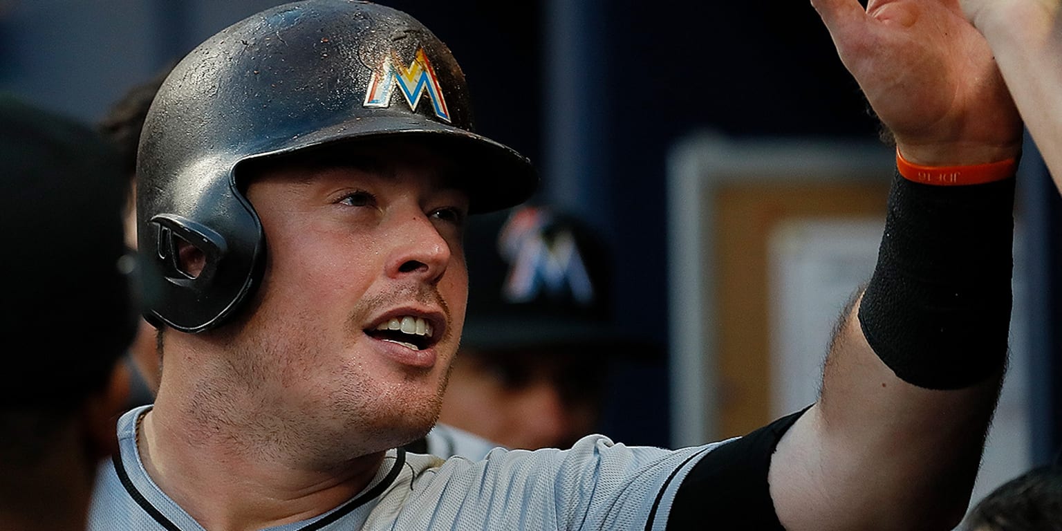 Marlins Justin Bour finishes 5th in Final Vote
