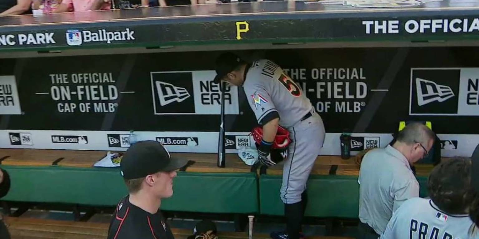 Watch Ichiro treat his baseball bat with as much care as most people ...
