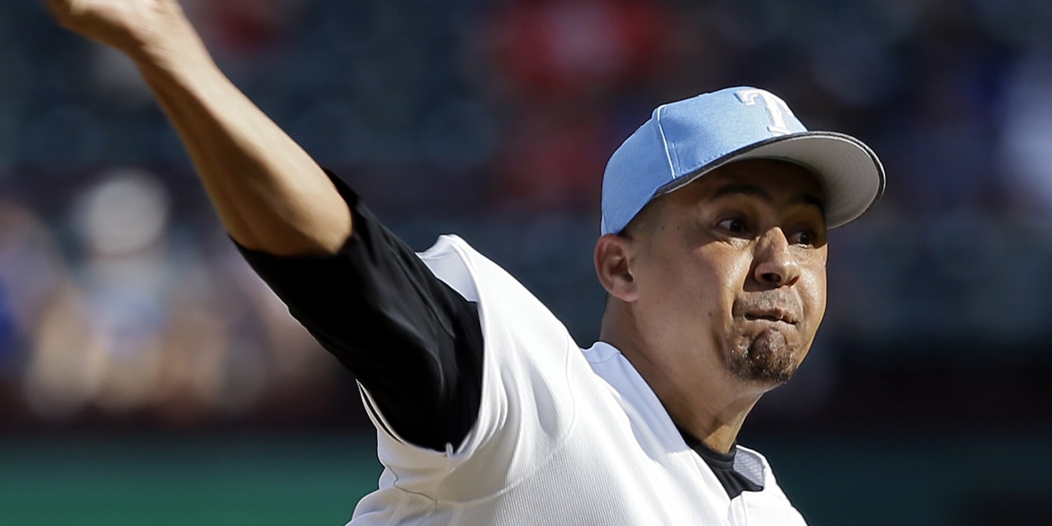 Brewers sign Ernesto Frieri to Minors contract