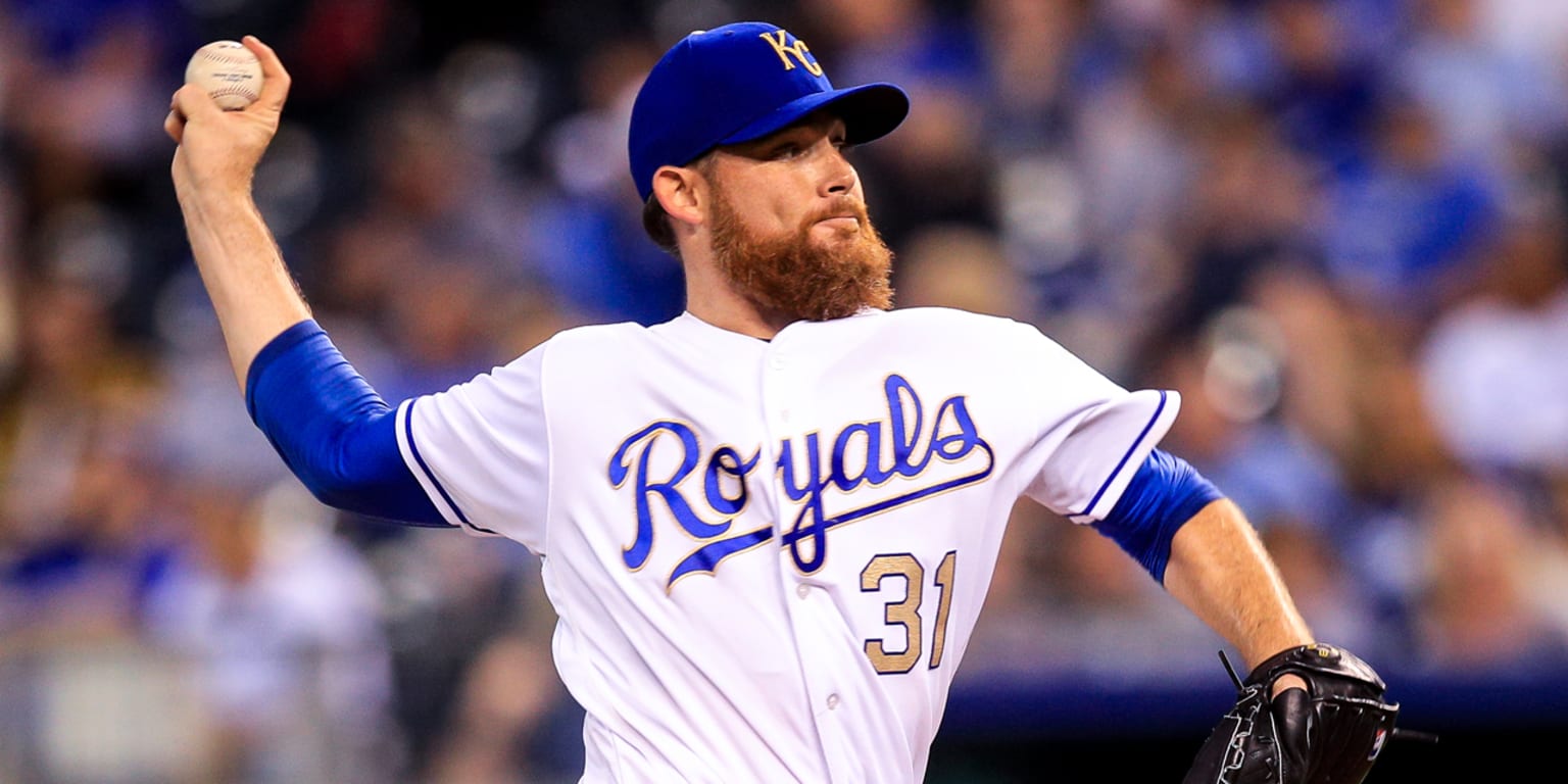 Royals' Ian Kennedy ends home winless streak