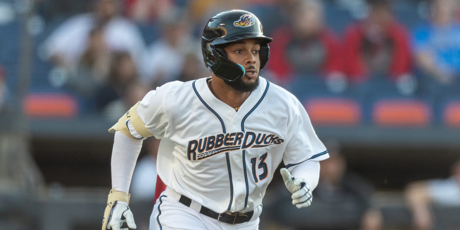 Top Guardians prospect George Valera homers twice