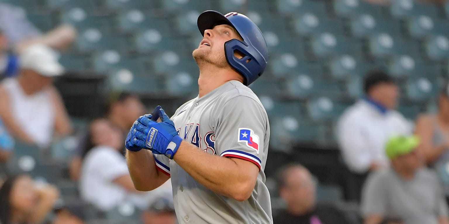 John Hicks homers twice in win over Seattle