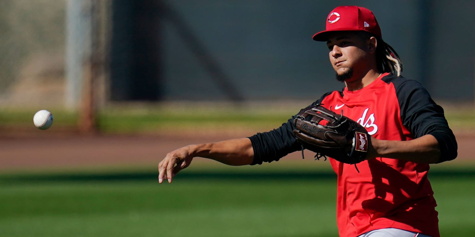 Luis Castillo named Reds' 2021 Opening Day starter