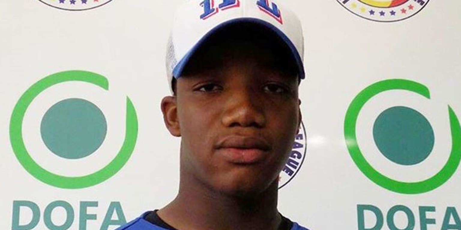 Angels sign int'l prospect Alexander Ramirez