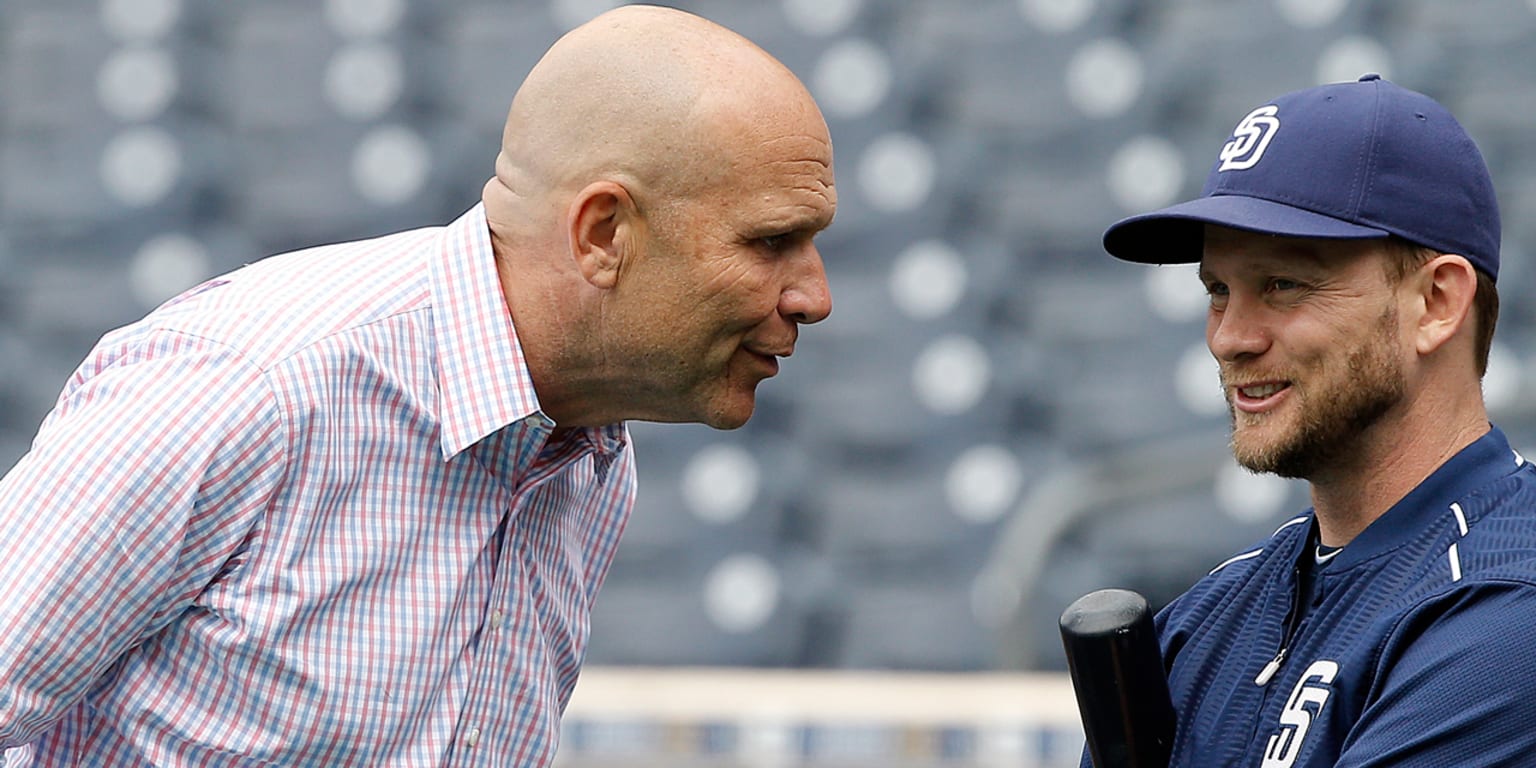 Mike Dee, Padres part ways