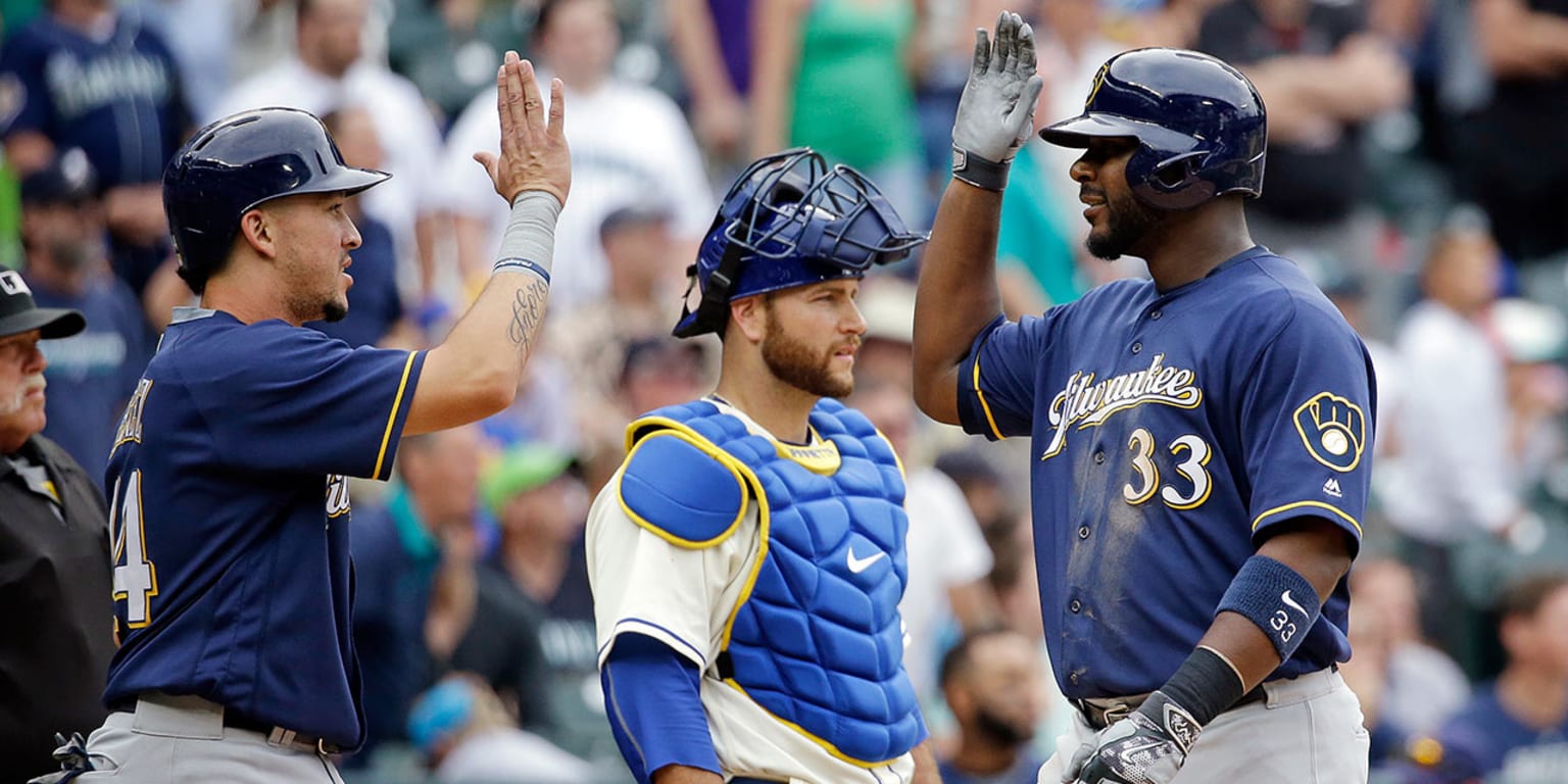 Brewers claim improbable win over Mariners