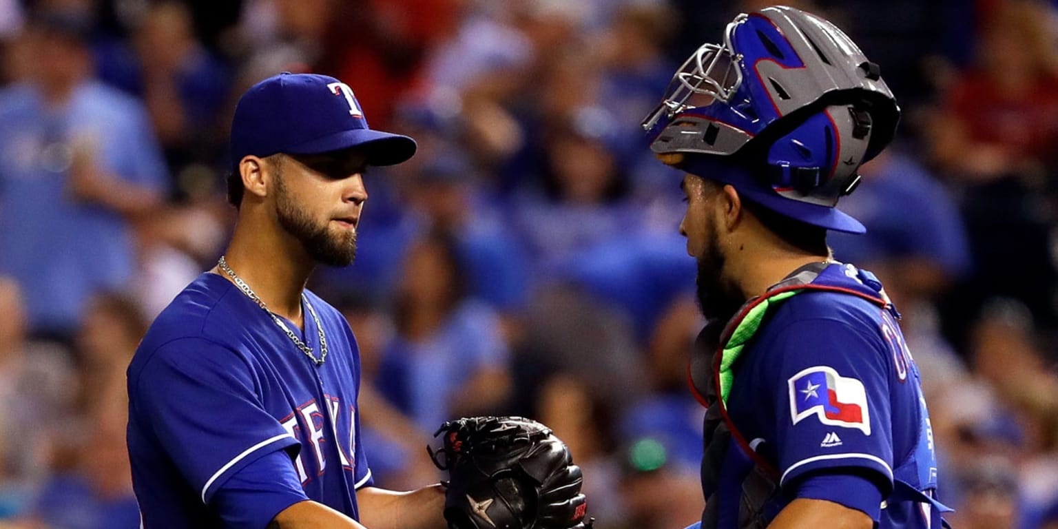 Alex Claudio picks up 2nd save in Rangers' win